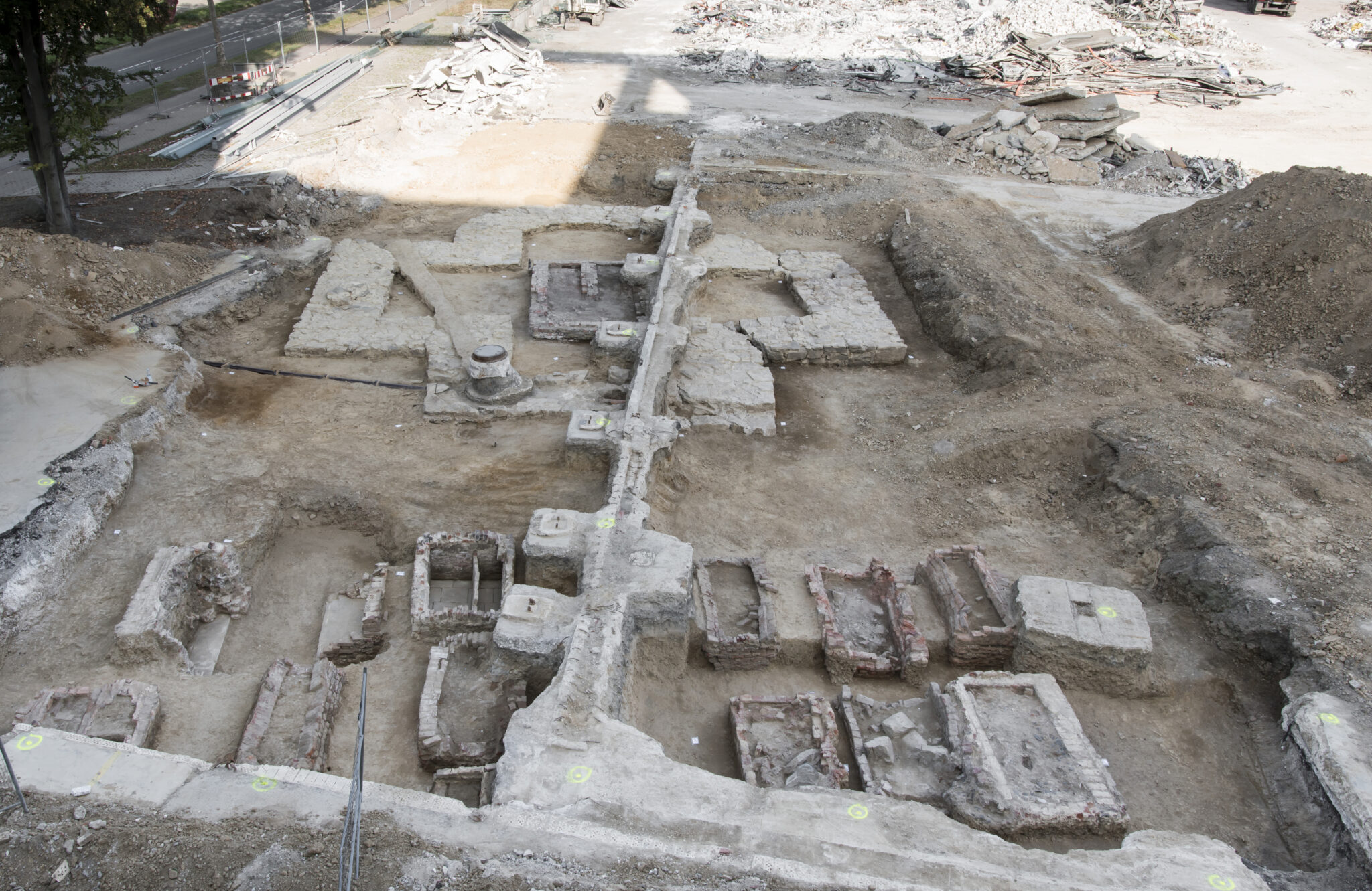 Archäologen Linnemann, Quenders und Partner – Archäologische Lösungen ...